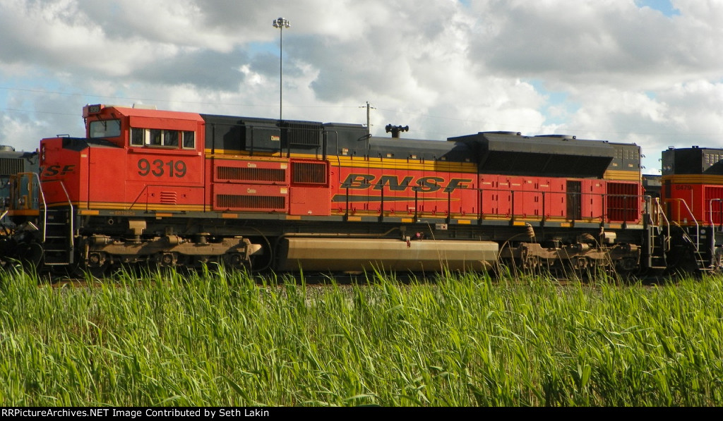 BNSF 9319